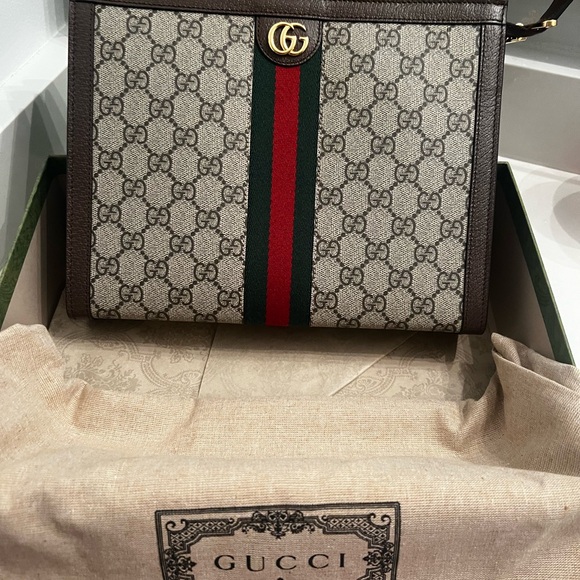 Gucci | Accessories | Gucci Brown And Red Clutch With Iconic Design ...
